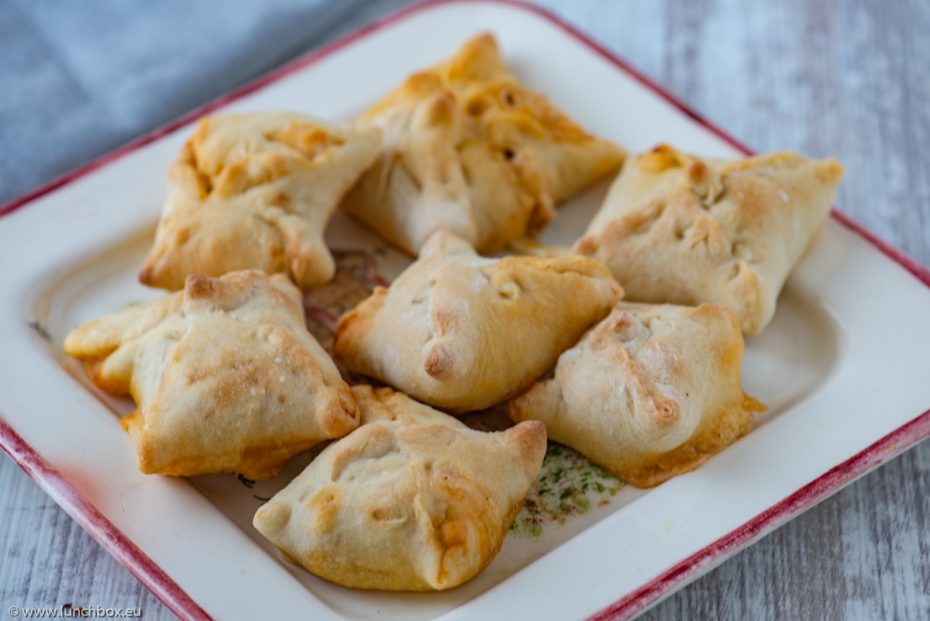 Pastry Parcels With Spinach | Lunchbox