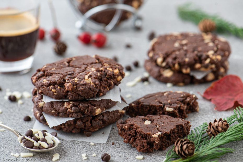 Double chocolate biscuits | Lunchbox