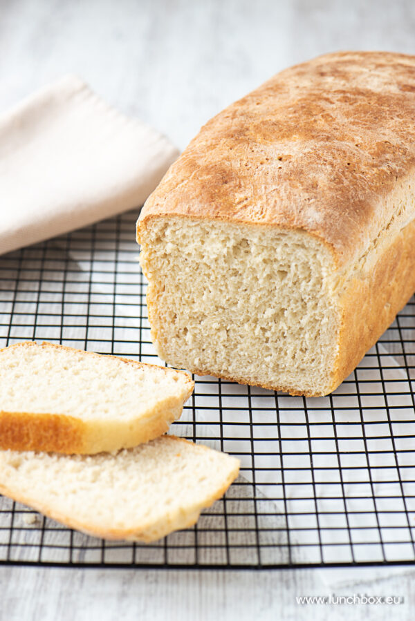 Classic Basic Bread Recipe | Lunchbox